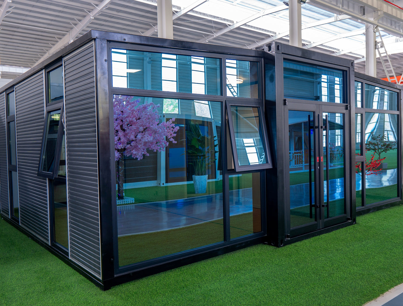 40' Container Home, High-Ceiling: 3 Bedrooms, Full Bath, Kitchen, Dine ...